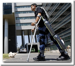 Robocop-style exoskeleton helps Paralyzed man to walk again - Medical Quack
